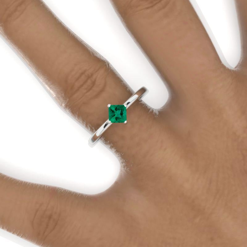 Square Princess-cut AA Emerald Gold Engagement Ring - Giliarto